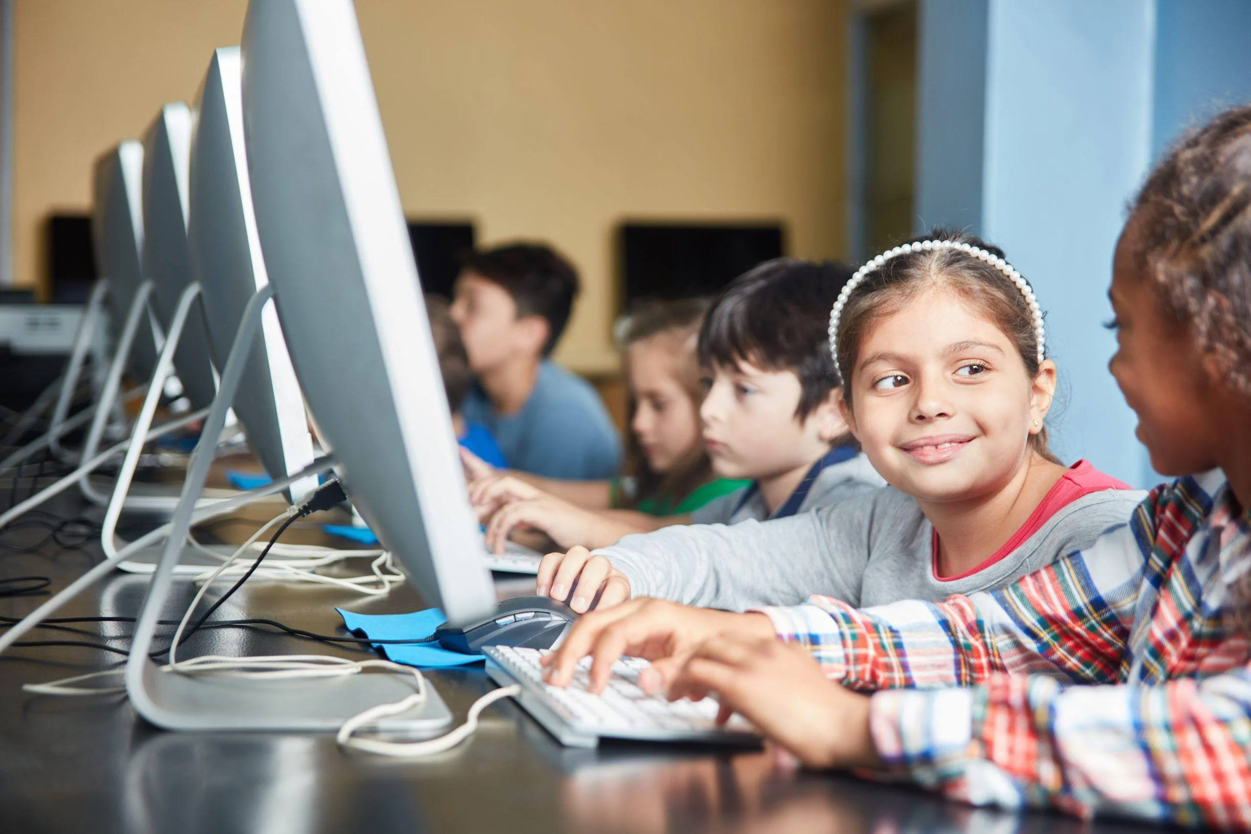 Texas School District Gains Full Visibility into Connected Assets | Armis